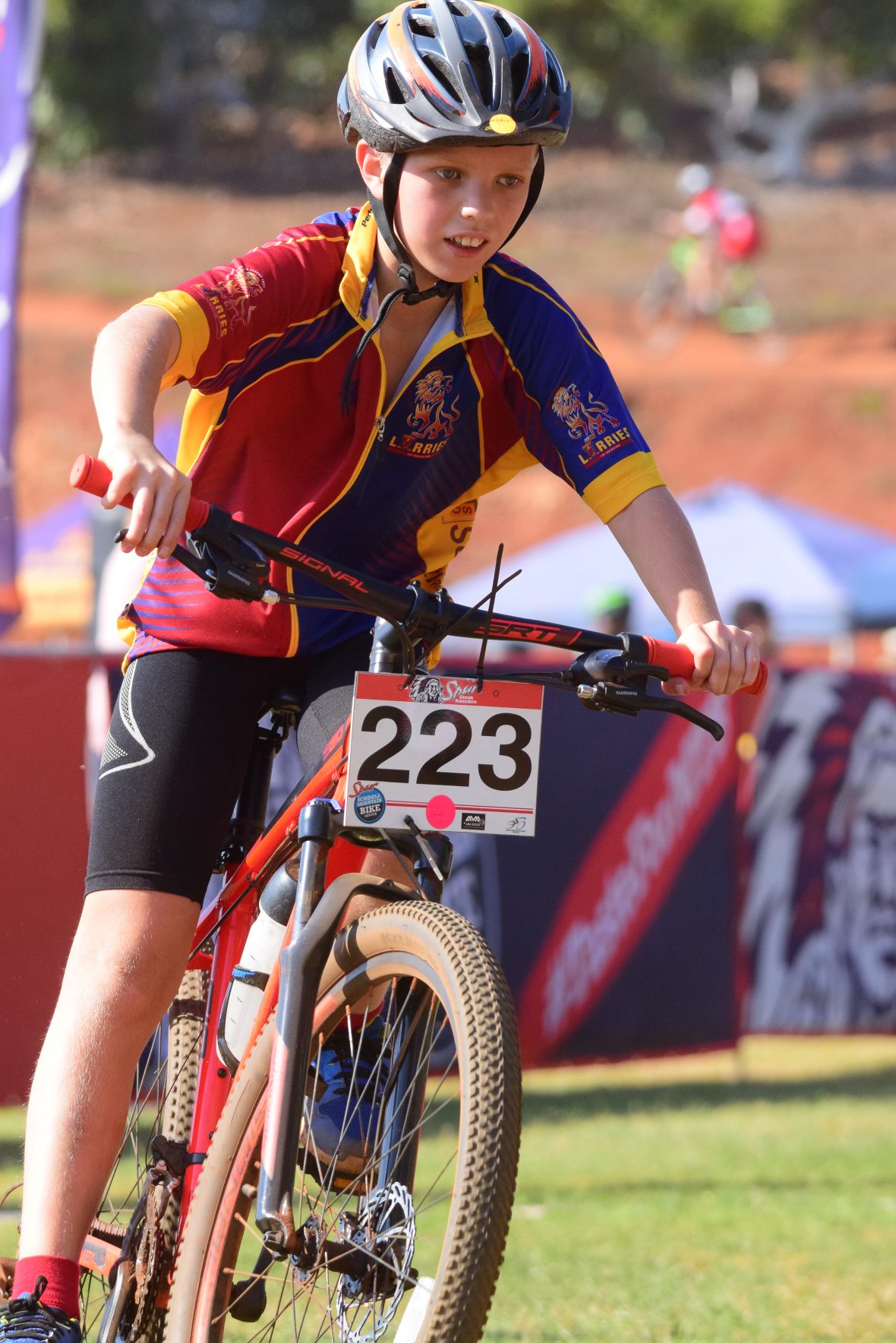 LARRIE CYCLISTS TOUR THE FARM | Tzaneen Primary